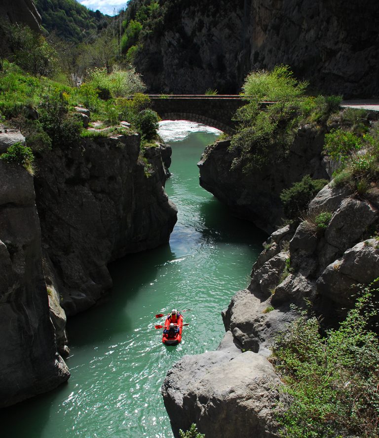 Canoe-raft - Gorges of the Roya | Nice Rafting